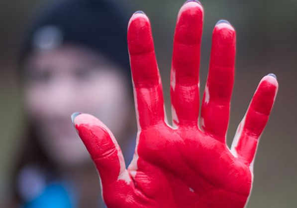 12. Februar 2024 - Tag der Roten Hand - Besserwisser Kalender